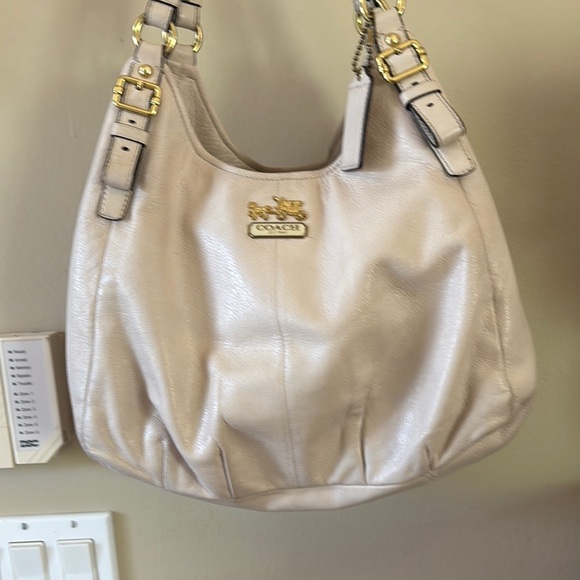 Coach | Bags | Coach Cream Leather Shoulder Bag | Poshmark